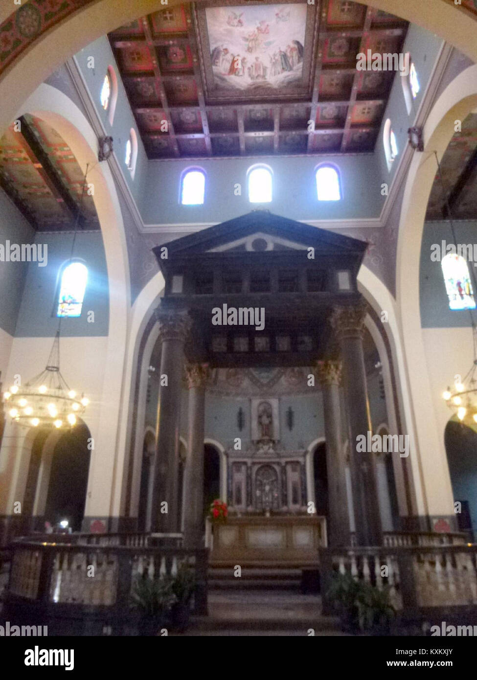 Interior view of the Basílica de Sant Josep Oriol in Barcelona ...