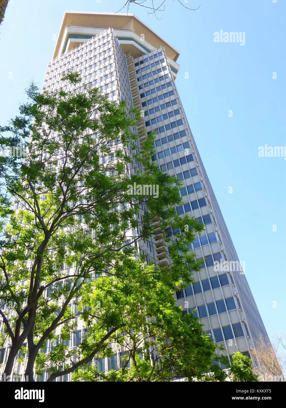 Edificio colon hi-res stock photography and images - Alamy