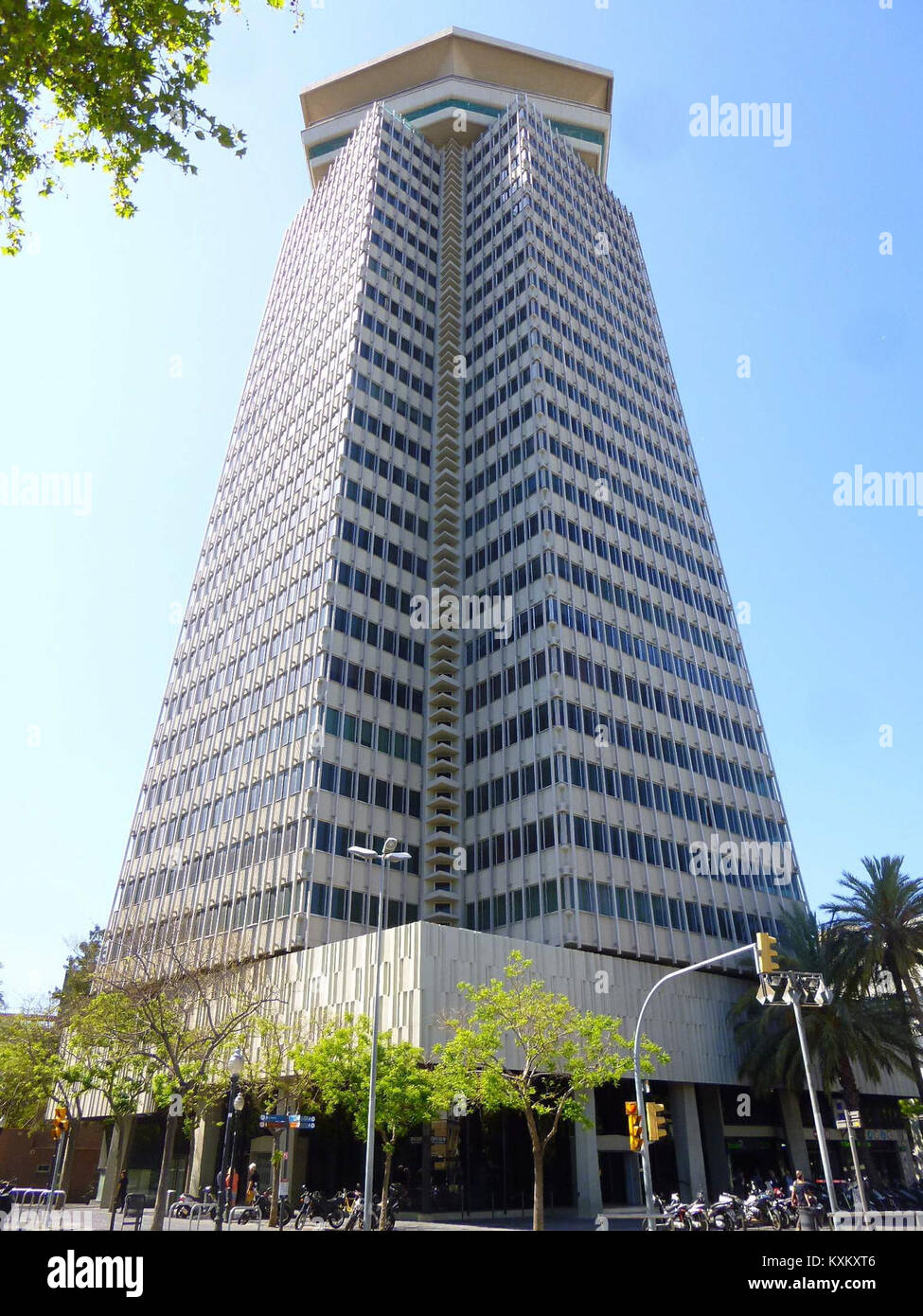 Edificio colon hi-res stock photography and images - Alamy
