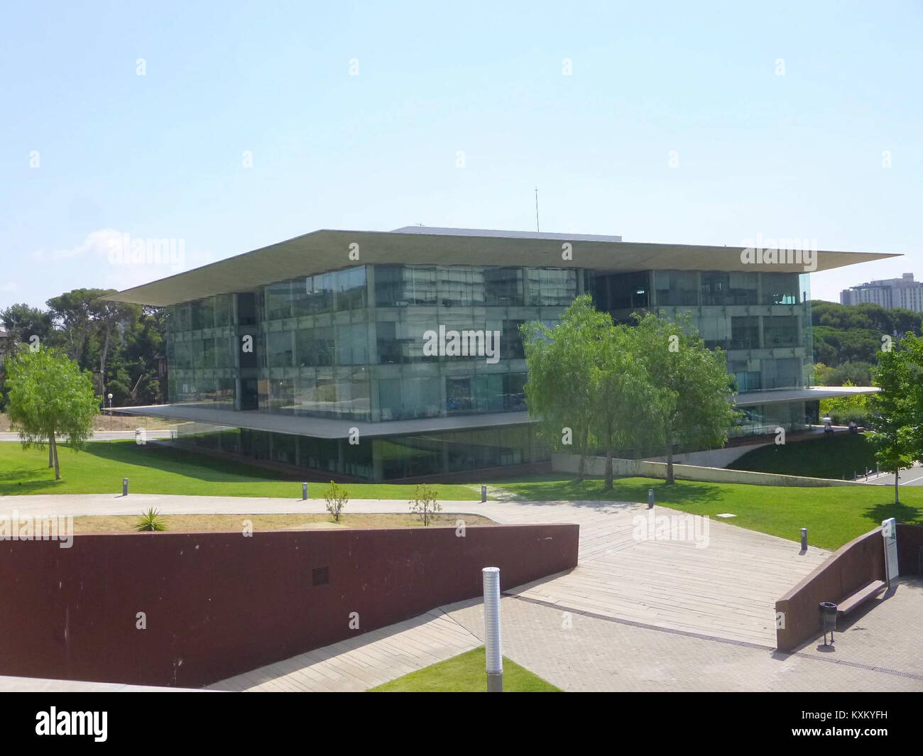 The Nexus II building at the North Campus of the Polytechnic University ...