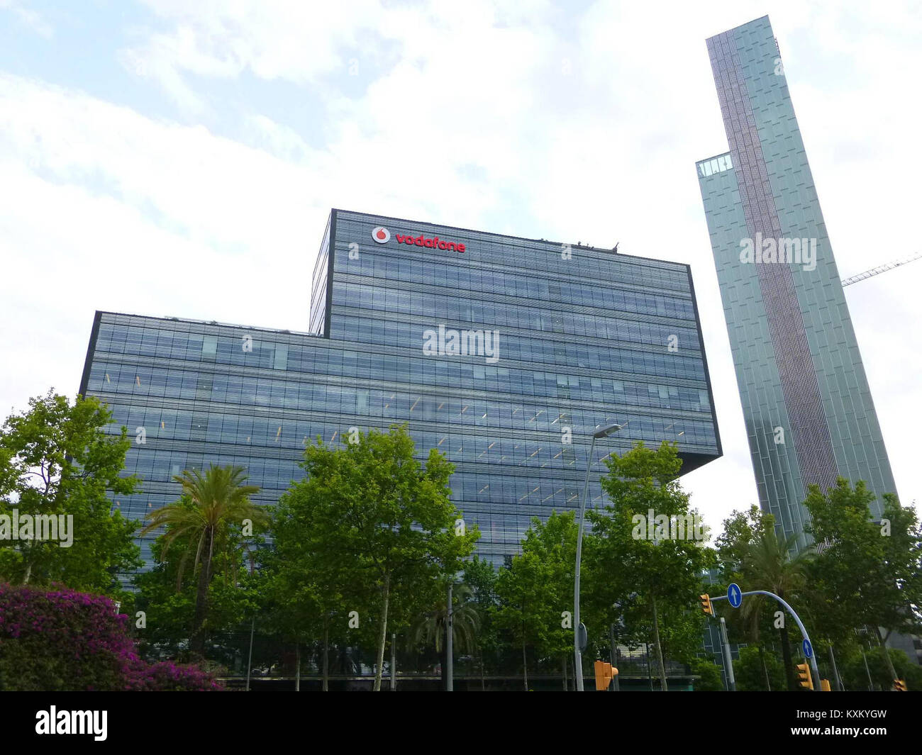 Image shows iconic skyline hi-res stock photography and images - Alamy