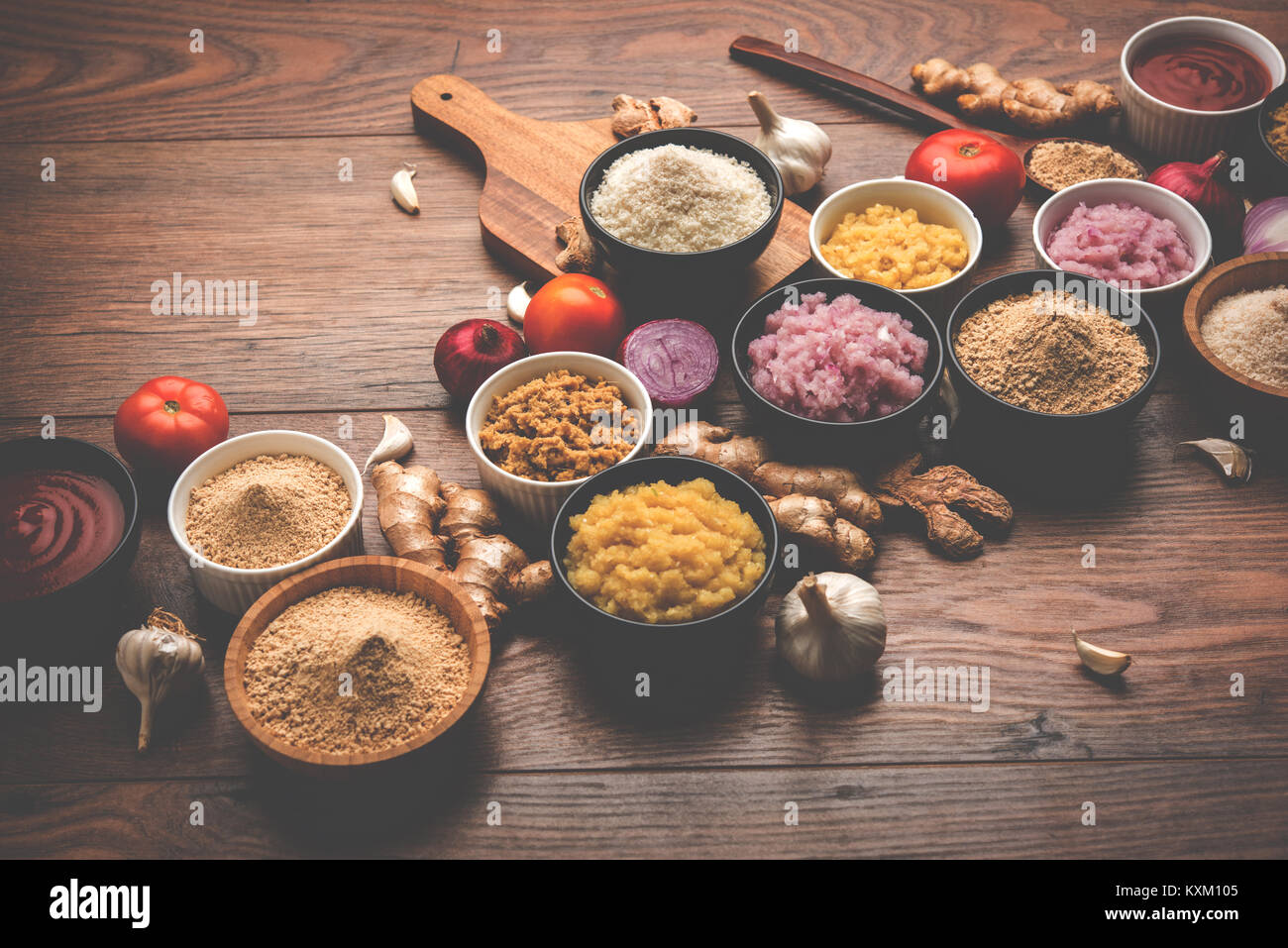 Ginger, Garlic, onion and tomato paste and powder in and raw form ...