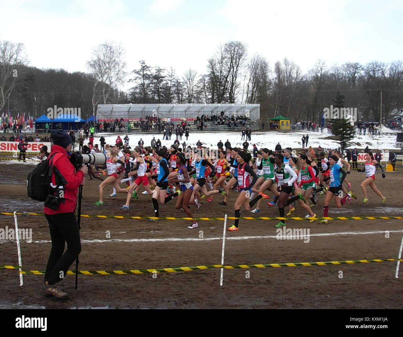 Cross country running team hi-res stock photography and images - Alamy