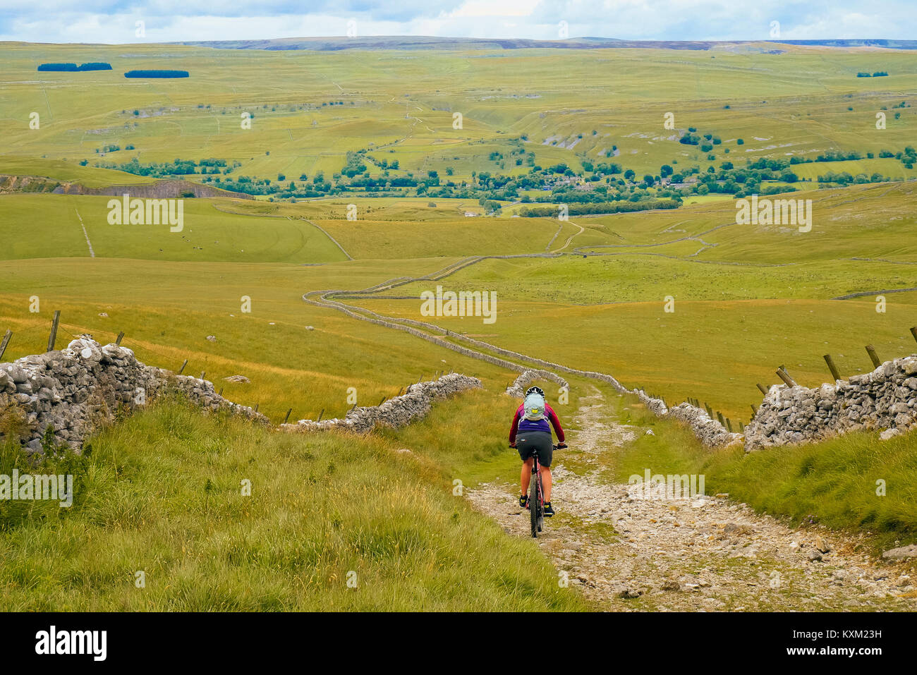 Biker and bike lane hi-res stock photography and images - Alamy