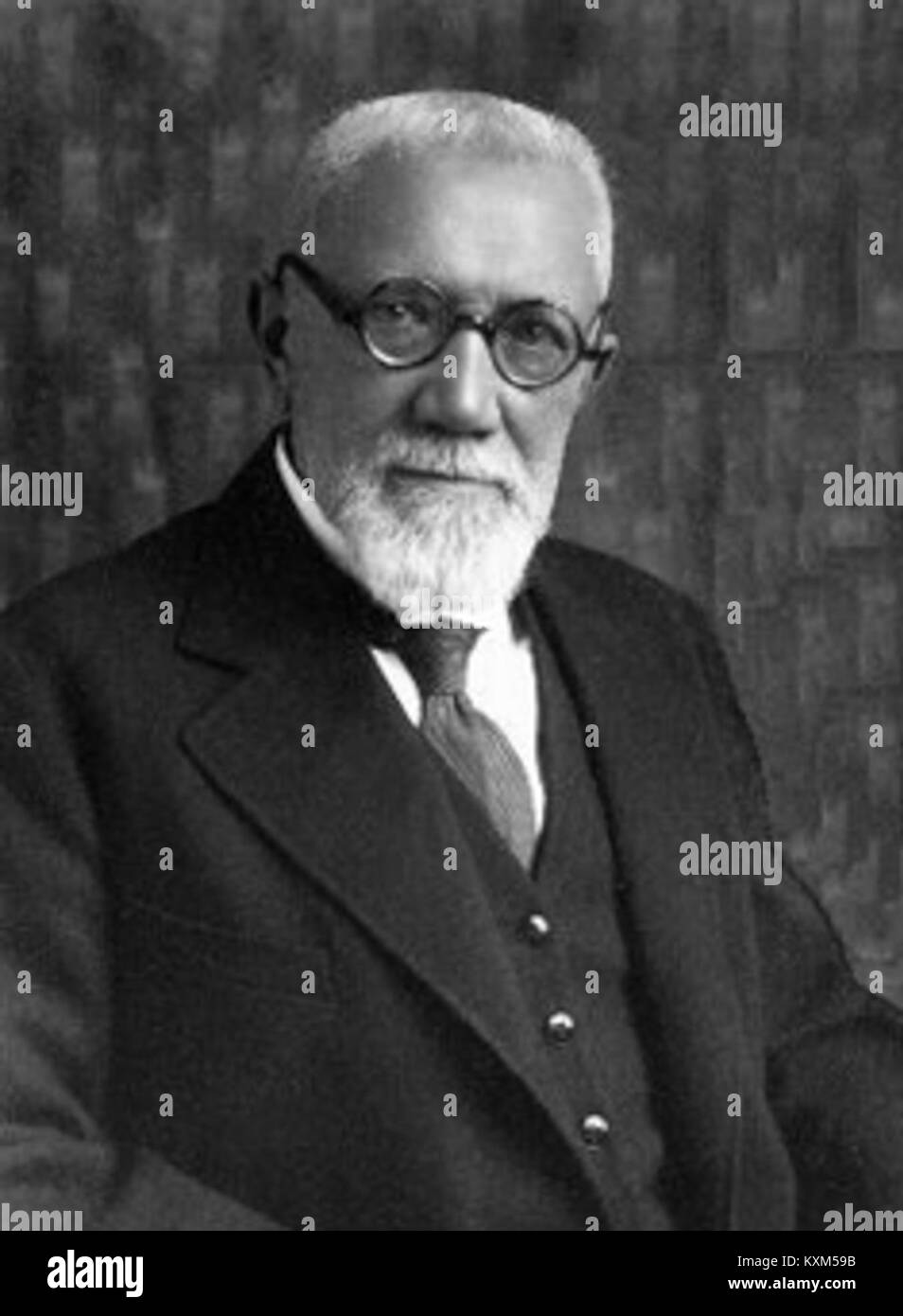 Bertold Bretholz (1862-1936) was a notable figure in the field of archaeology, known for his ...