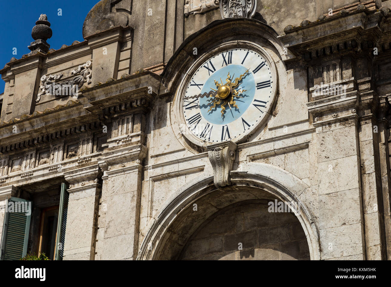 Generic clock hi-res stock photography and images - Alamy