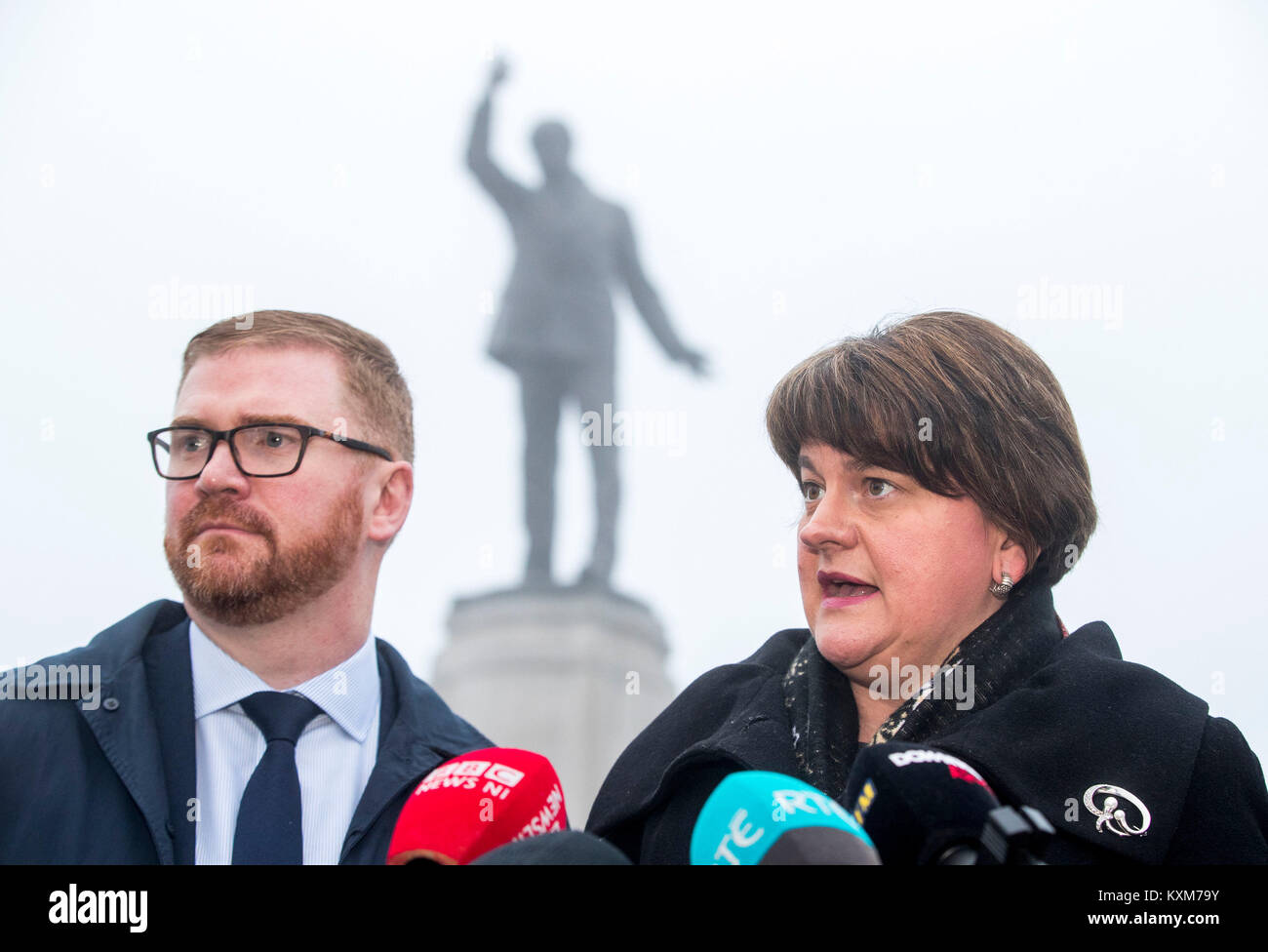 Arlene foster and simon hamilton hi-res stock photography and images ...