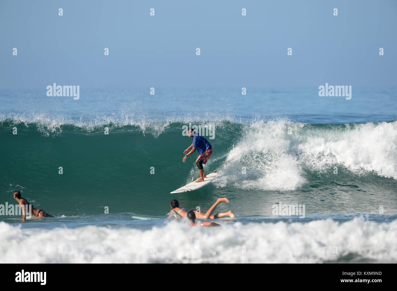 Crowded wave extreme sports hi-res stock photography and images - Alamy