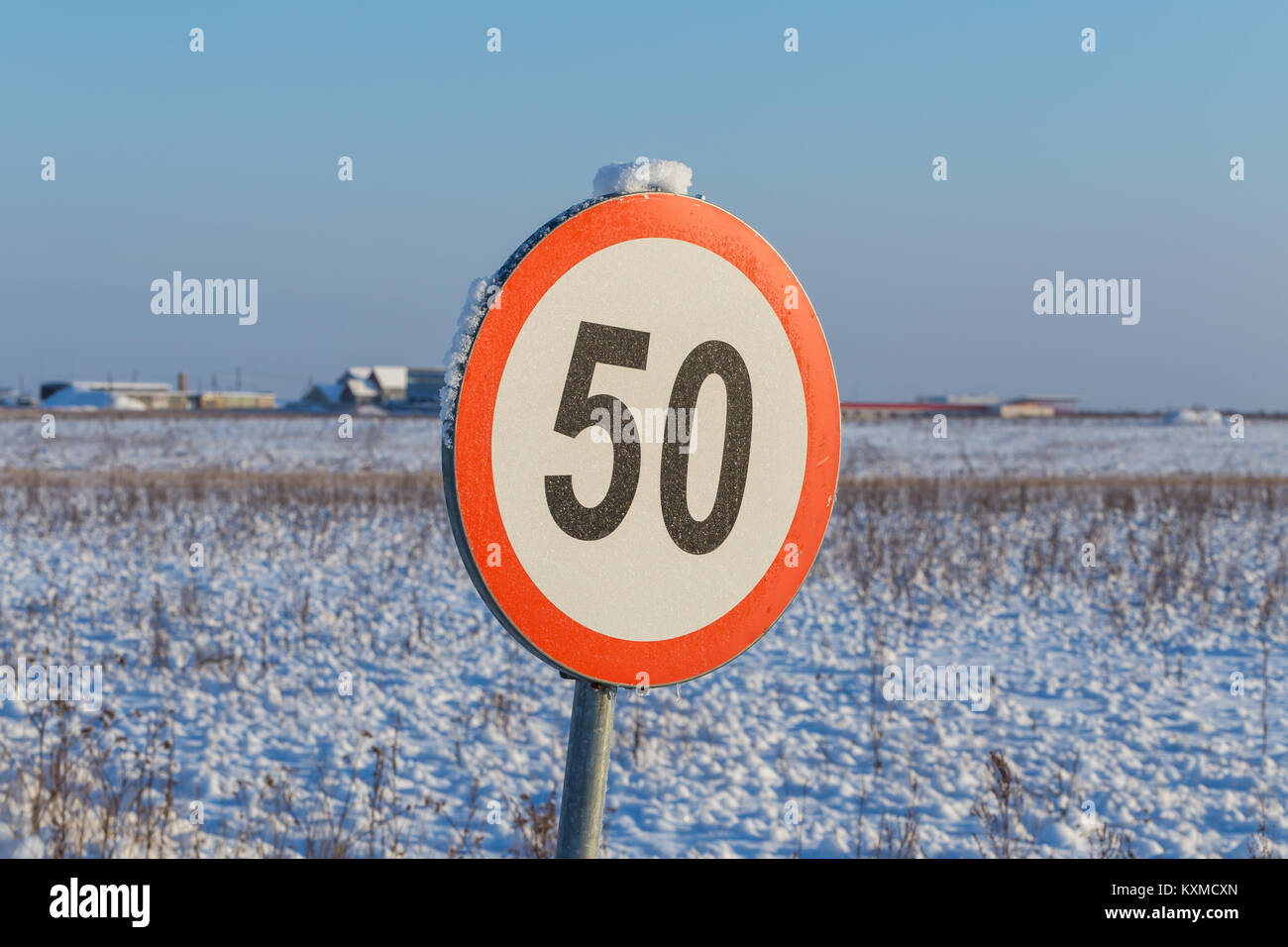 Maximum 50 speed limit sign hi-res stock photography and images - Alamy