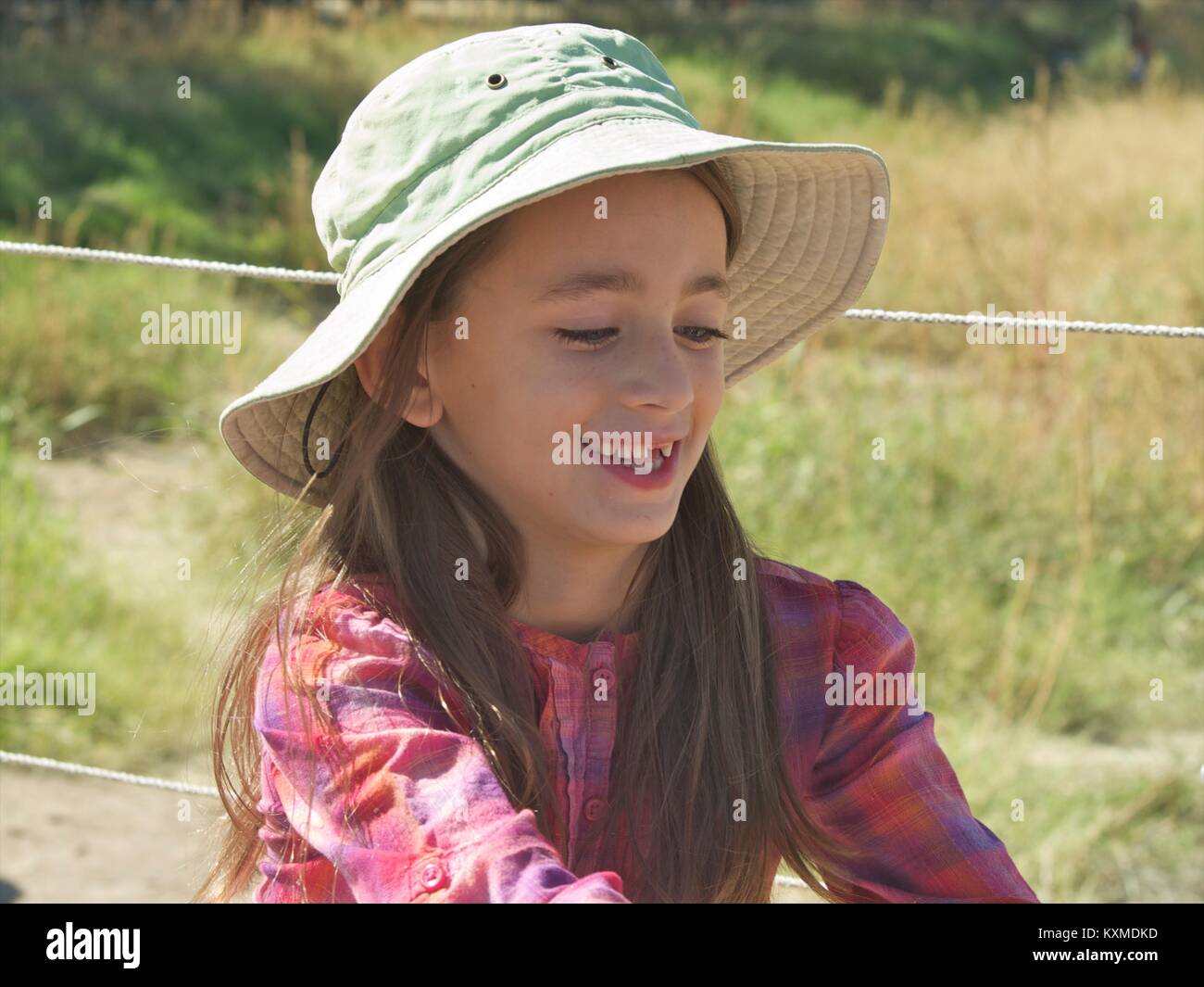 No front teeth hi-res stock photography and images - Alamy