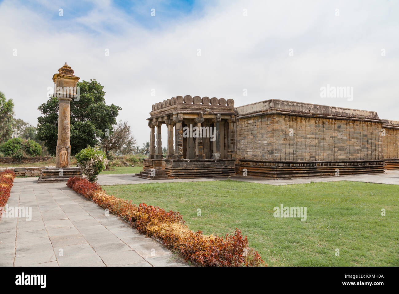India, Karnataka, Halebid, Parshvanatha Basadi Stock Photo - Alamy