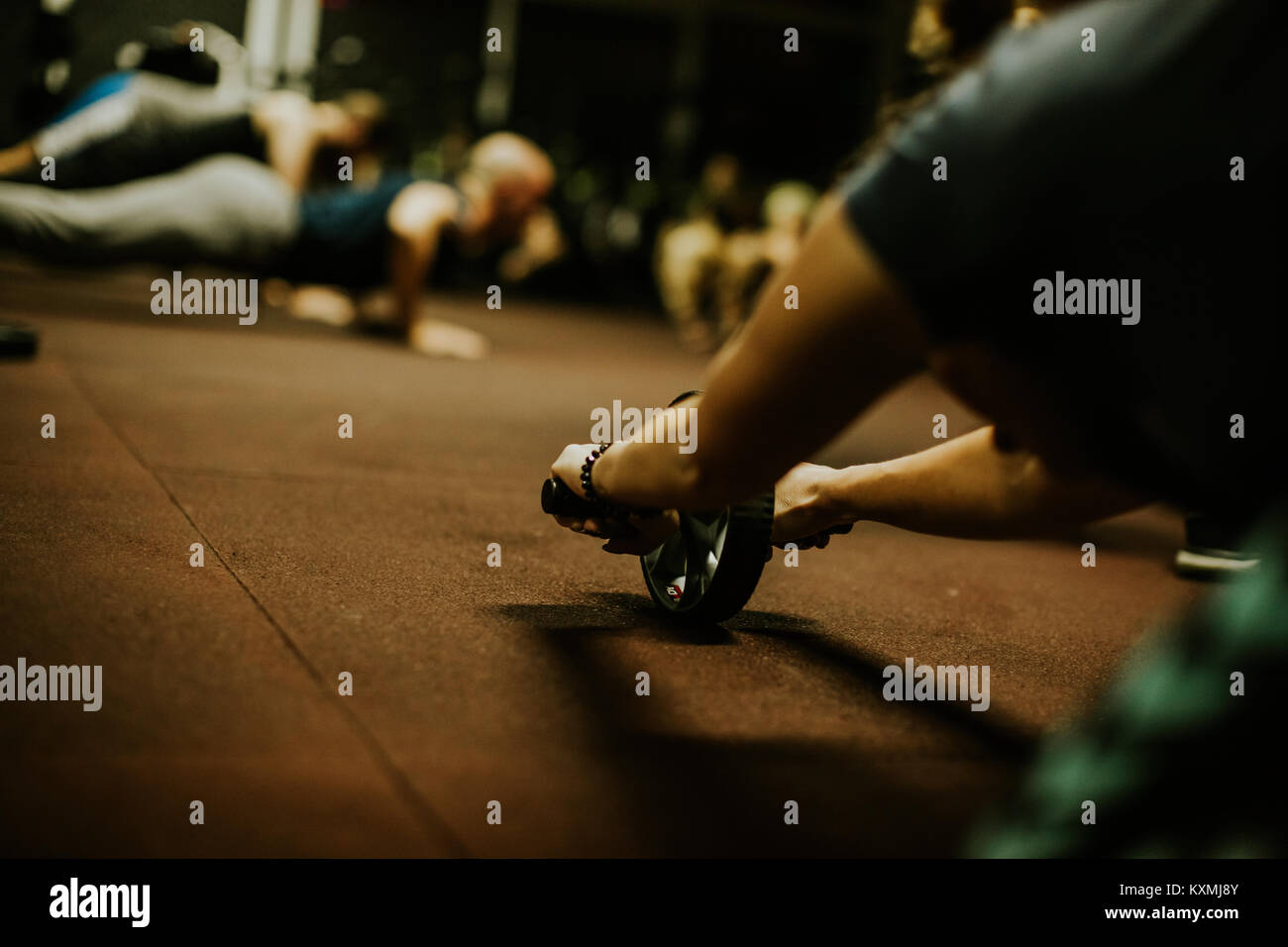 Crossfit abs wheel hi-res stock photography and images - Alamy