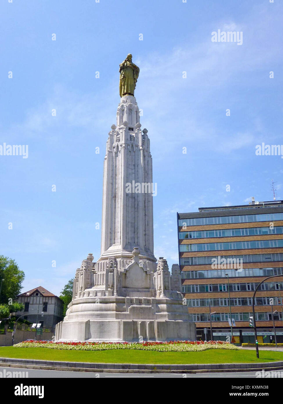 Bilbao - Monumento al Sagrado Corazón 1 Stock Photo - Alamy