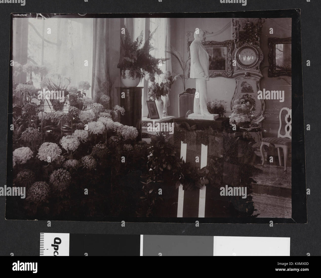Visual arrangement displays hi-res stock photography and images - Alamy