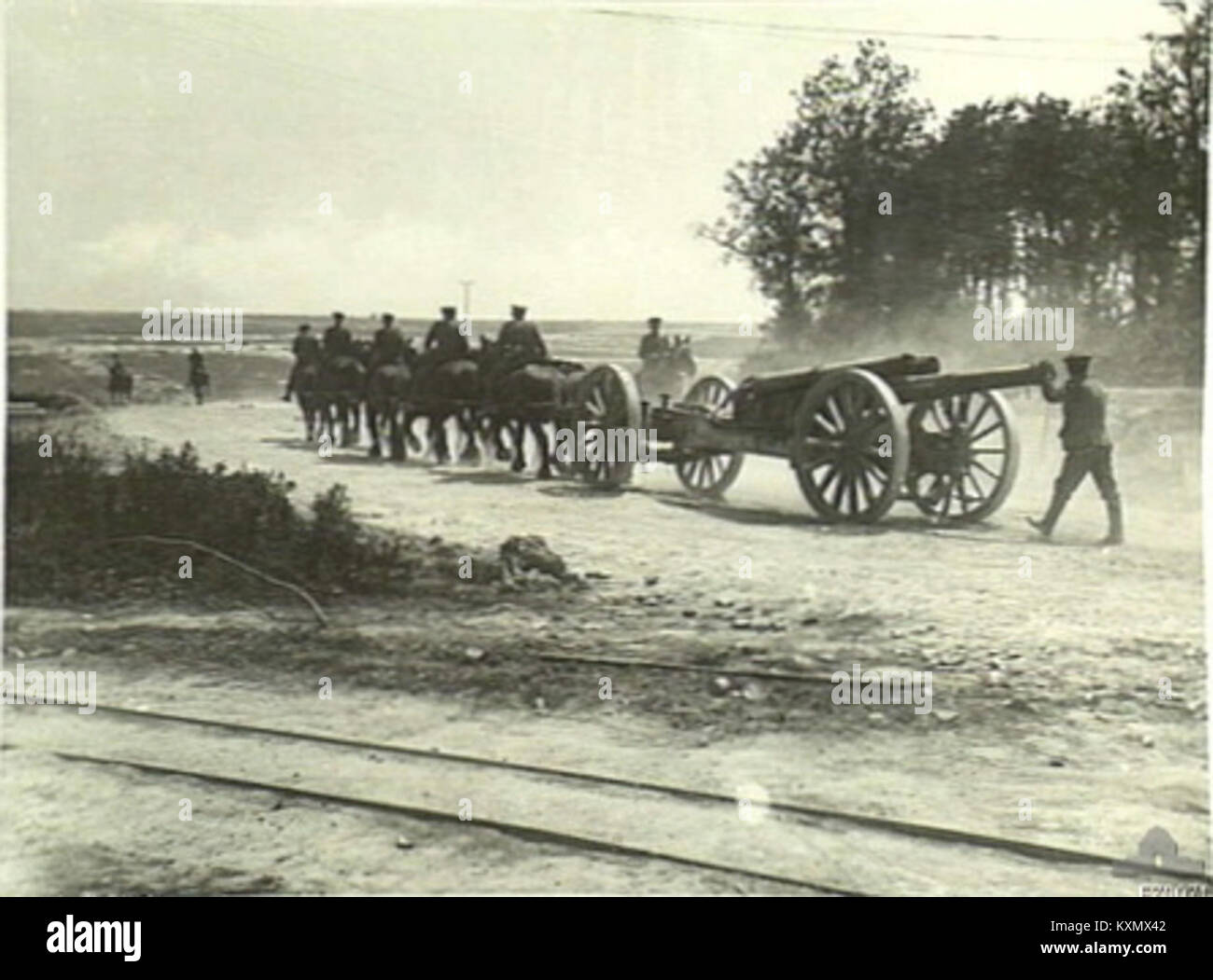 British 60 pounder hi-res stock photography and images - Alamy