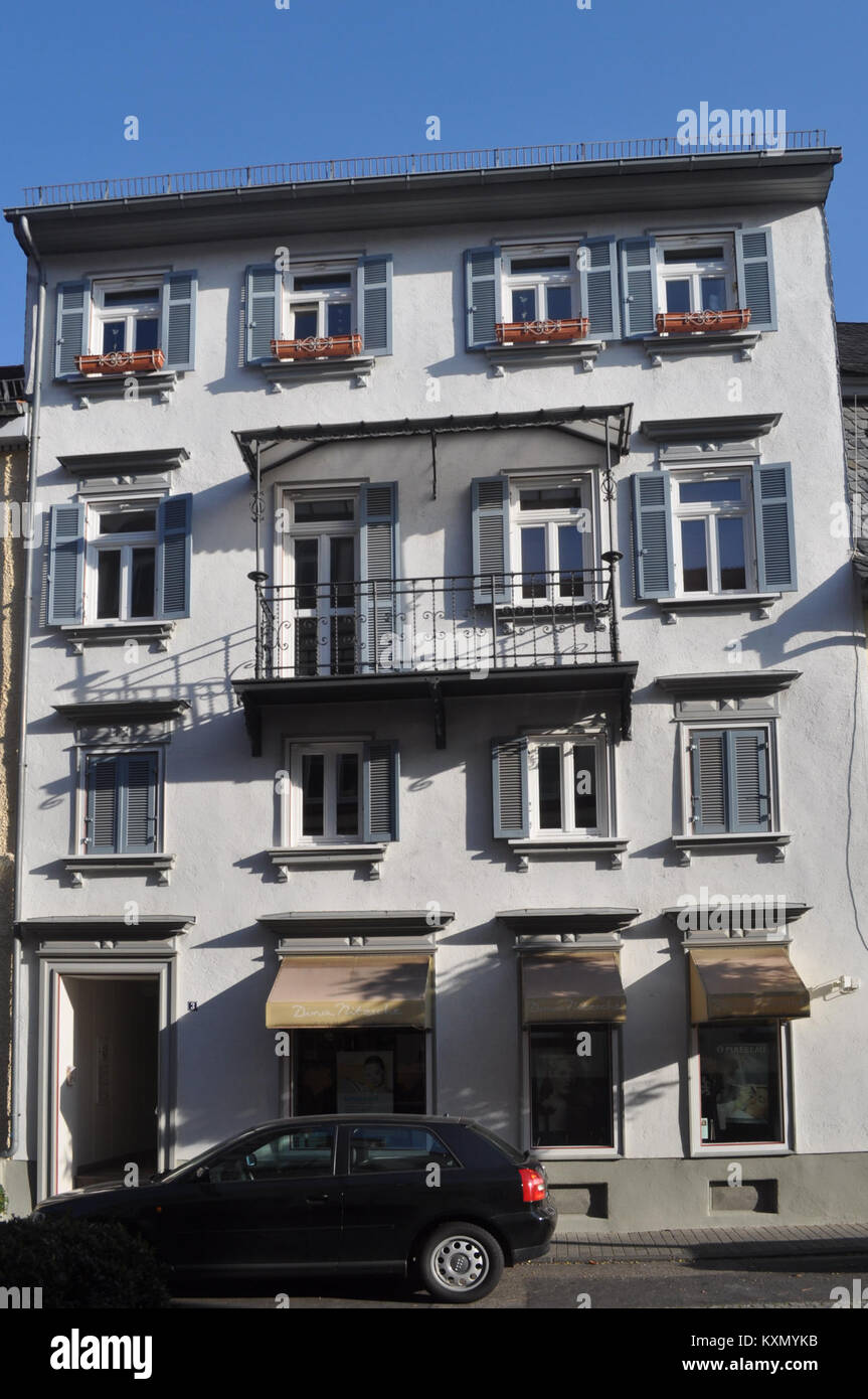 This image shows a building located at Rathausstraße 3 in Bad Homburg ...