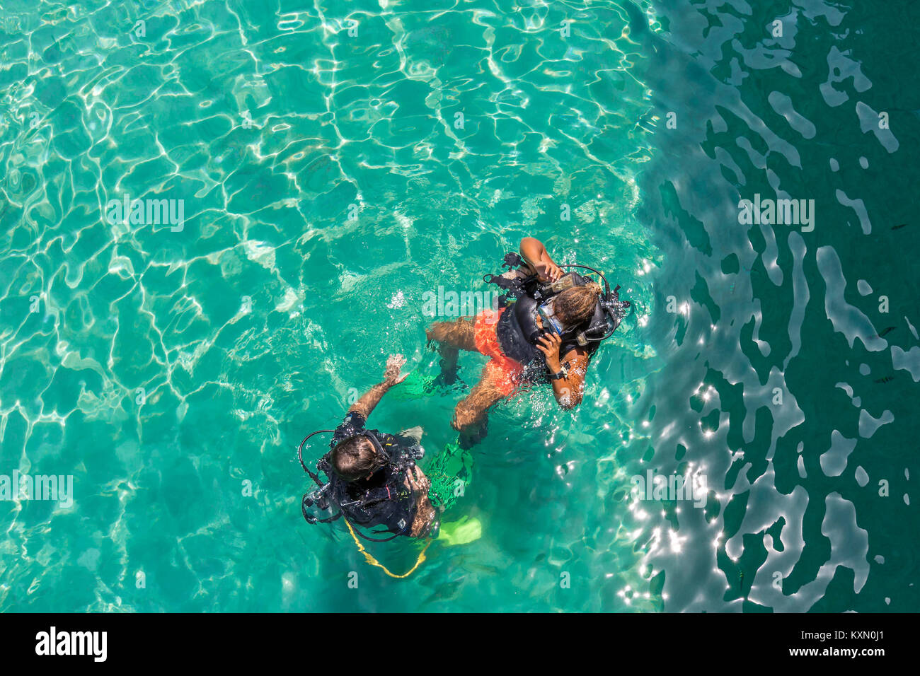 Learning scuba diving hi-res stock photography and images - Alamy