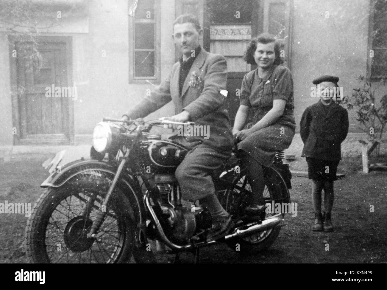 A photograph of a BMW R23 motorcycle, a classic model from the early ...