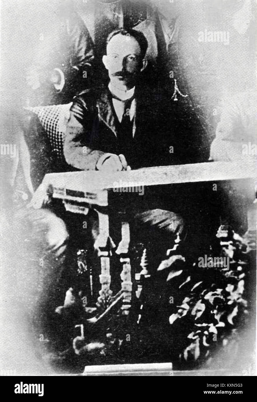 The isolated figure of José Martí in a group photo with members of the ...