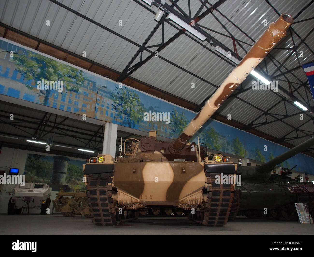 The AMX-40 is a French main battle tank featured in the Musée des ...