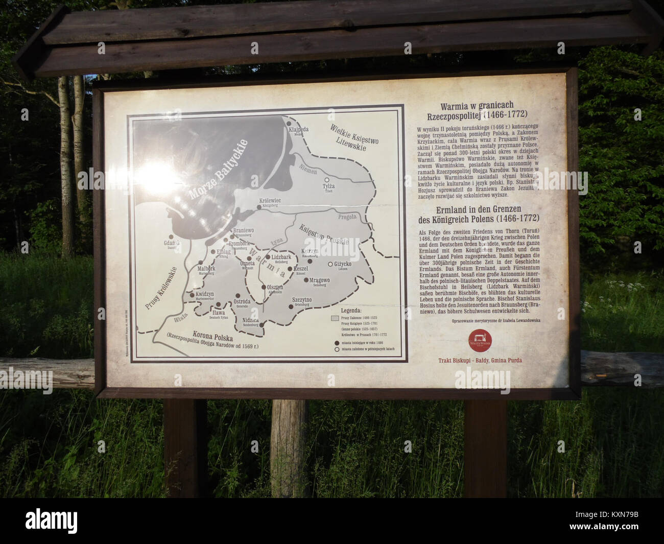 Artistic time capsule hi-res stock photography and images - Alamy