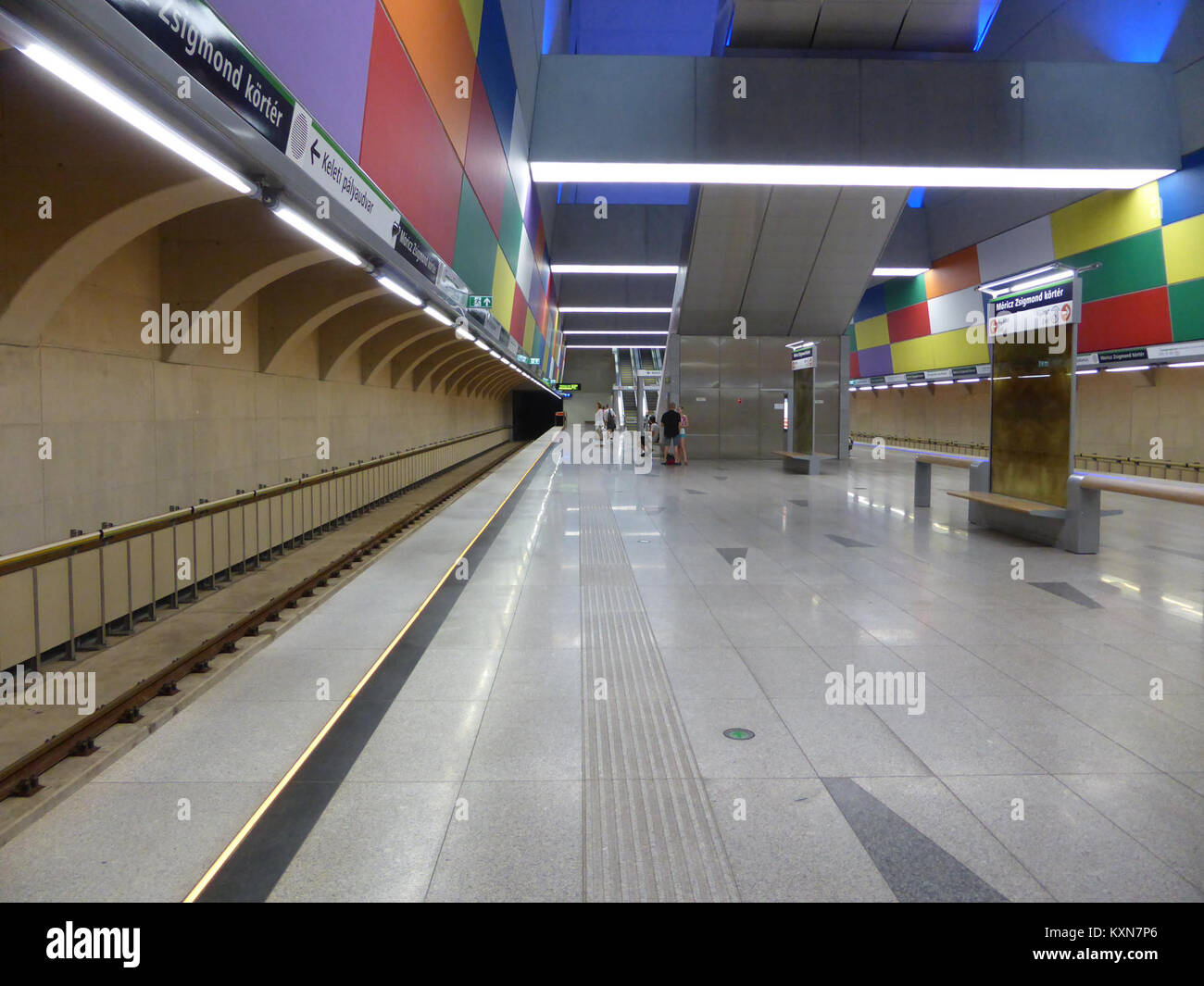Transit hub budapest hi-res stock photography and images - Alamy