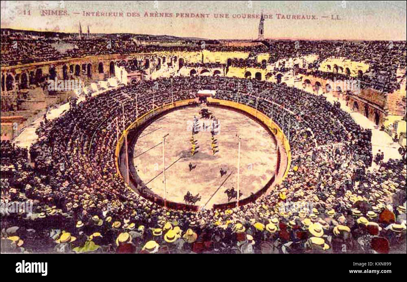 Arènes de nîmes ancient hi-res stock photography and images - Alamy