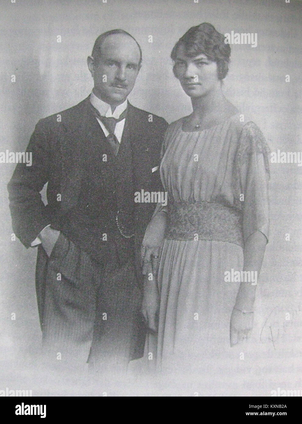 Carl Grimberg o Eva Sparre förlovade 1918 Stock Photo - Alamy