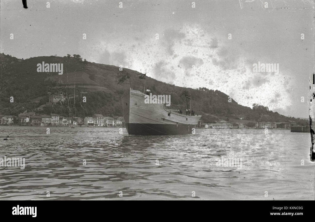 Slipway design hi-res stock photography and images - Alamy