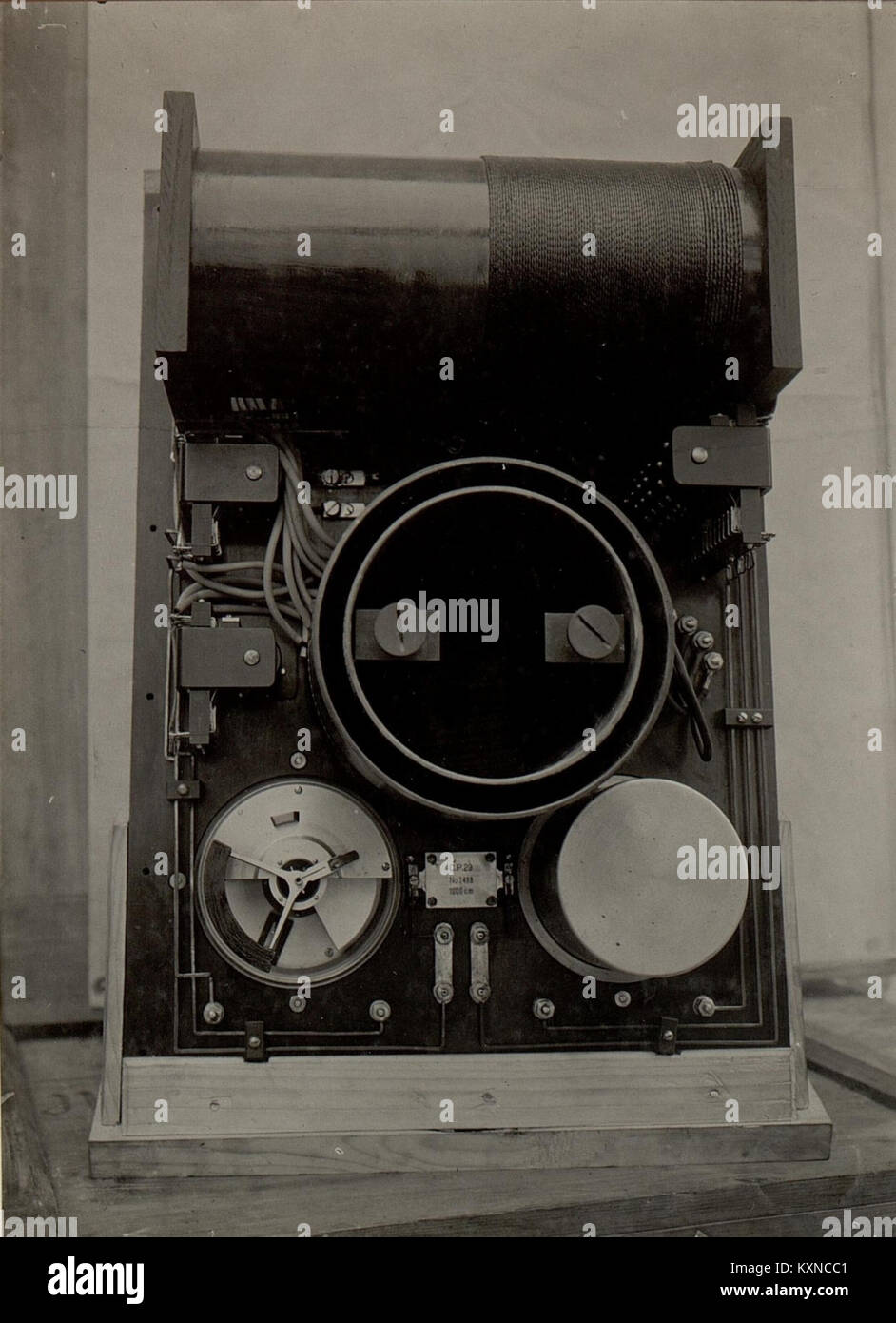 World war first radio station hi-res stock photography and images - Alamy