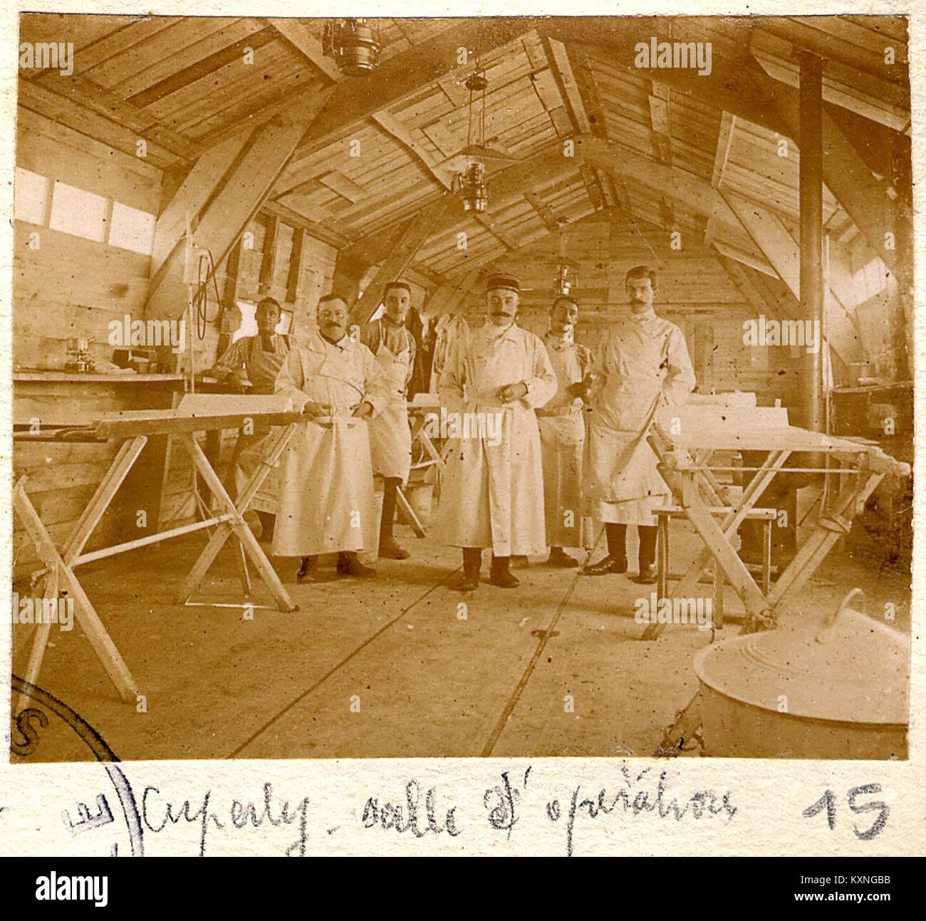 Image shows operating room hi-res stock photography and images - Alamy