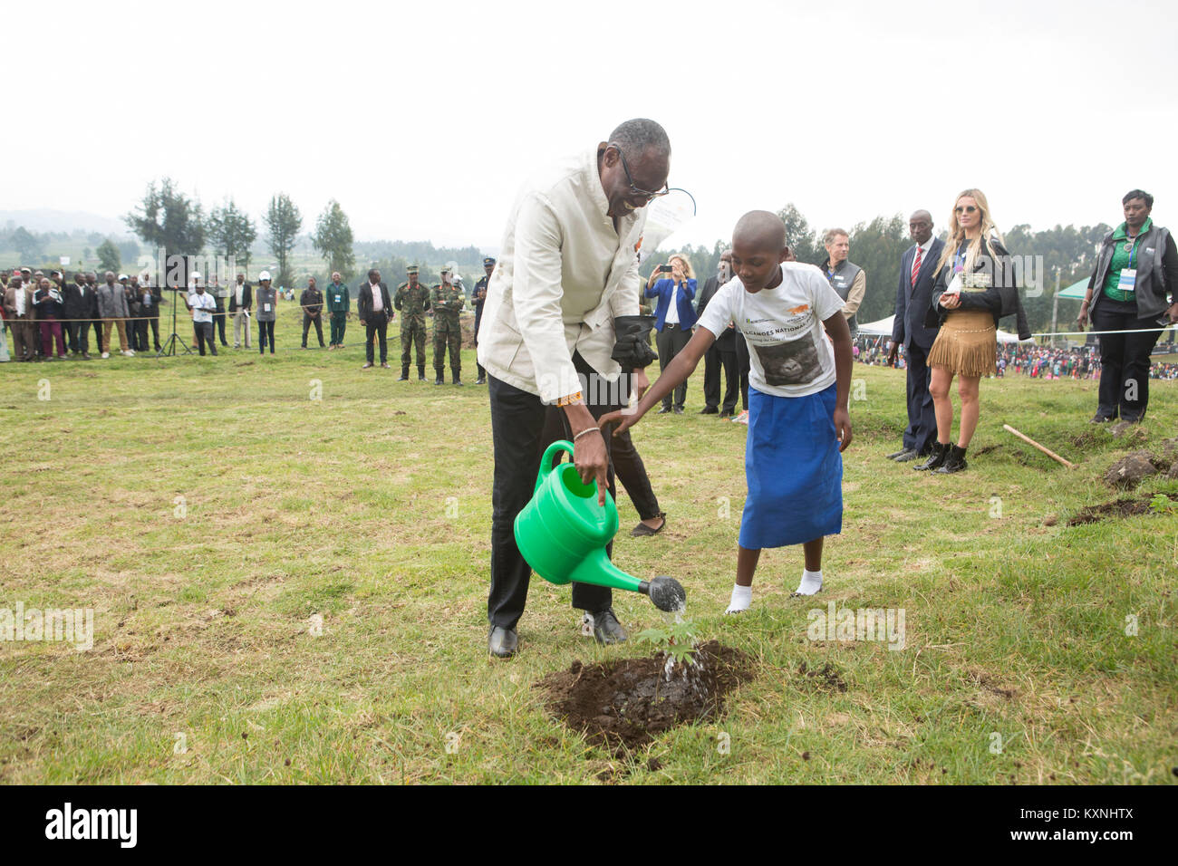 Musanze, Rwanda. 10th Jan, 2018. President of African Wildlife ...