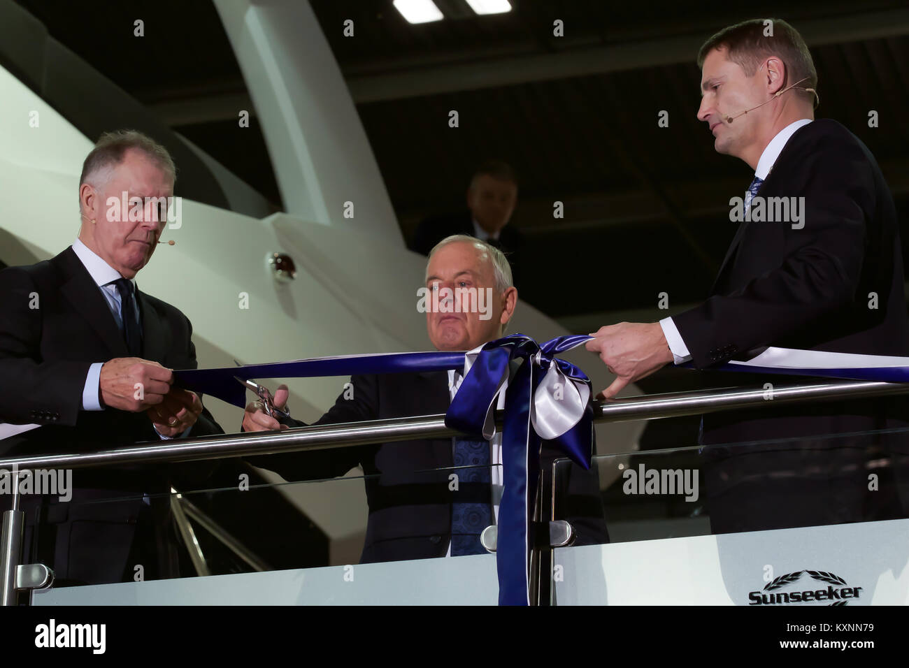London, UK. 10th Jan, 2018. 1966 World Cup hero Sir Geoff Hurst and ...