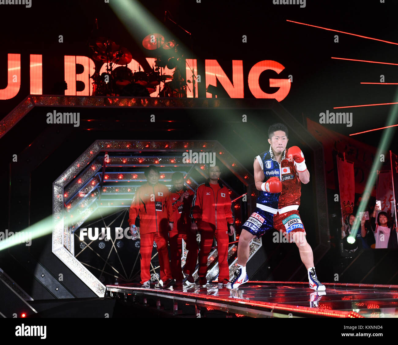 Kanagawa, Japan. 30th Dec, 2017. (R-L) Takuma Inoue (JPN), Shingo Inoue ...