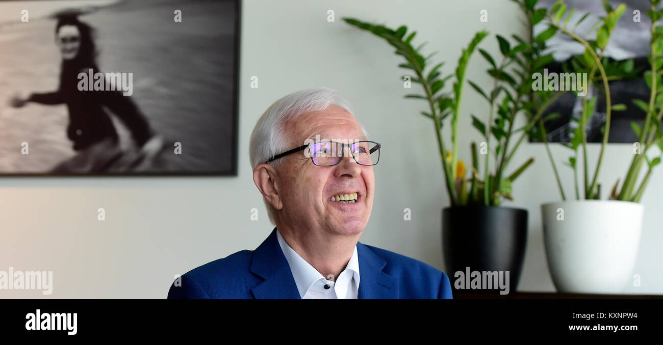 Apolitical hi-res stock photography and images - Alamy