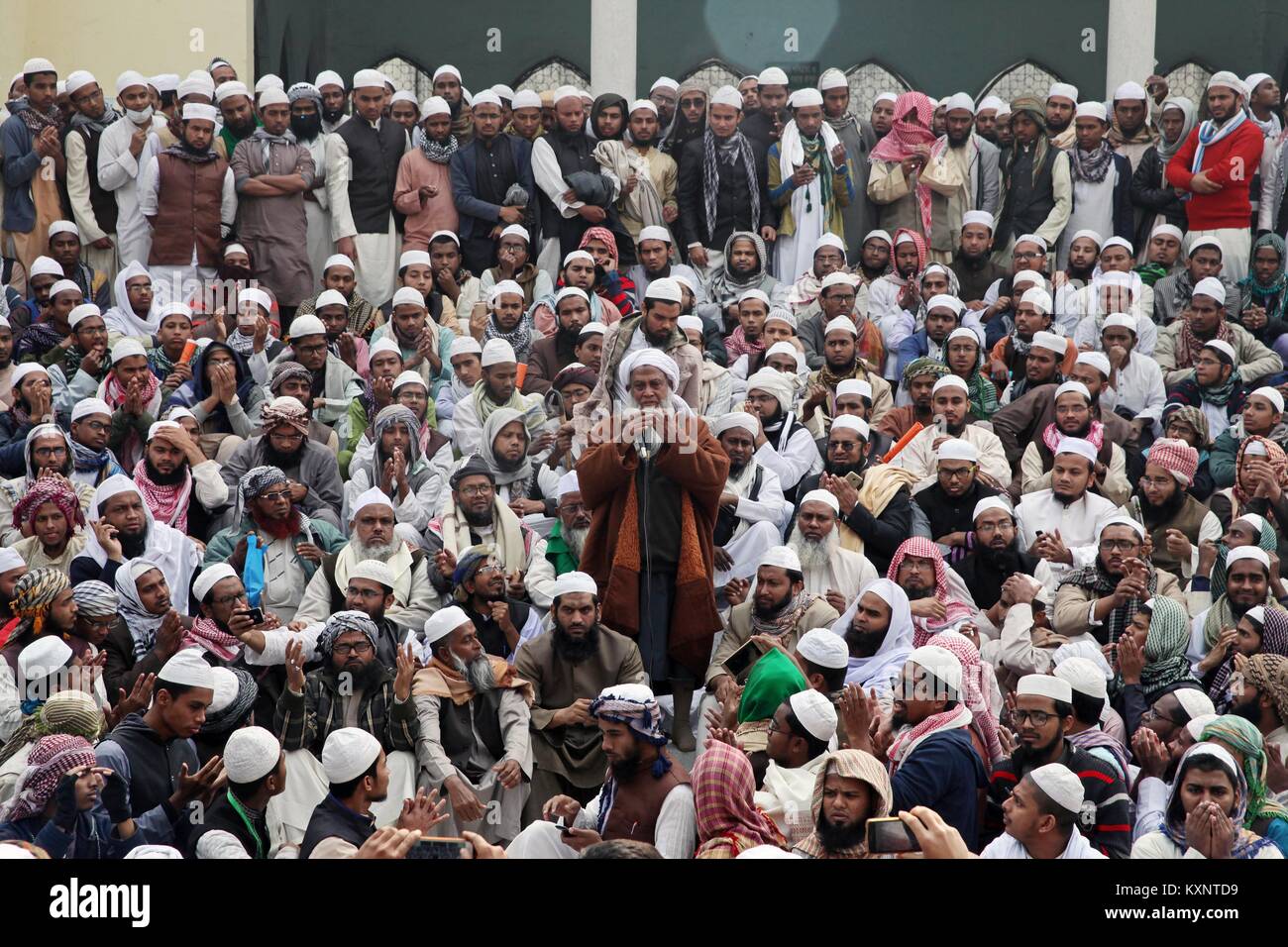 Tabligh jamaat hi-res stock photography and images - Alamy