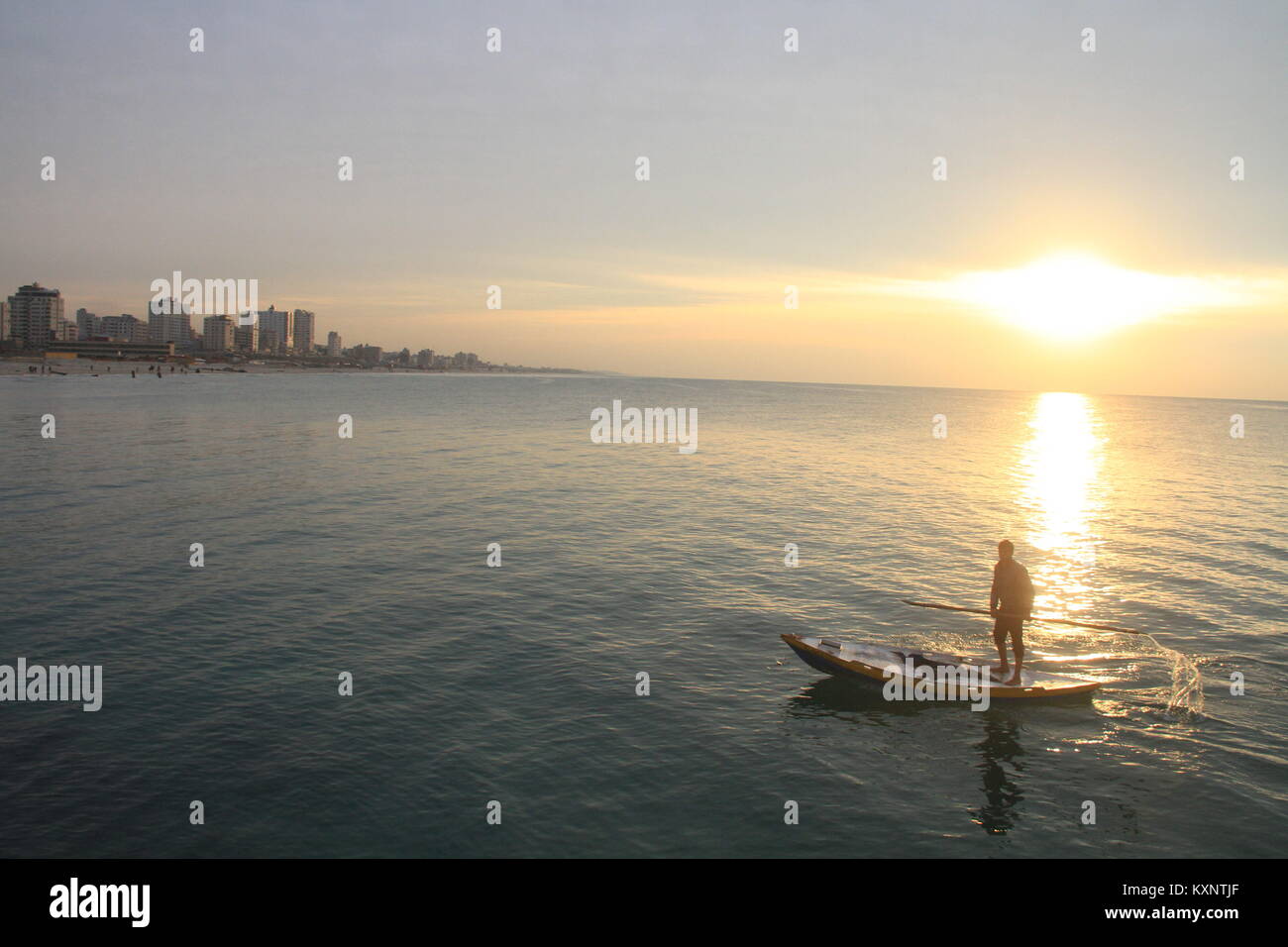 Gaza City, The Gaza Strip, Palestine. 10th Jan, 2018. sunset at Gaza ...