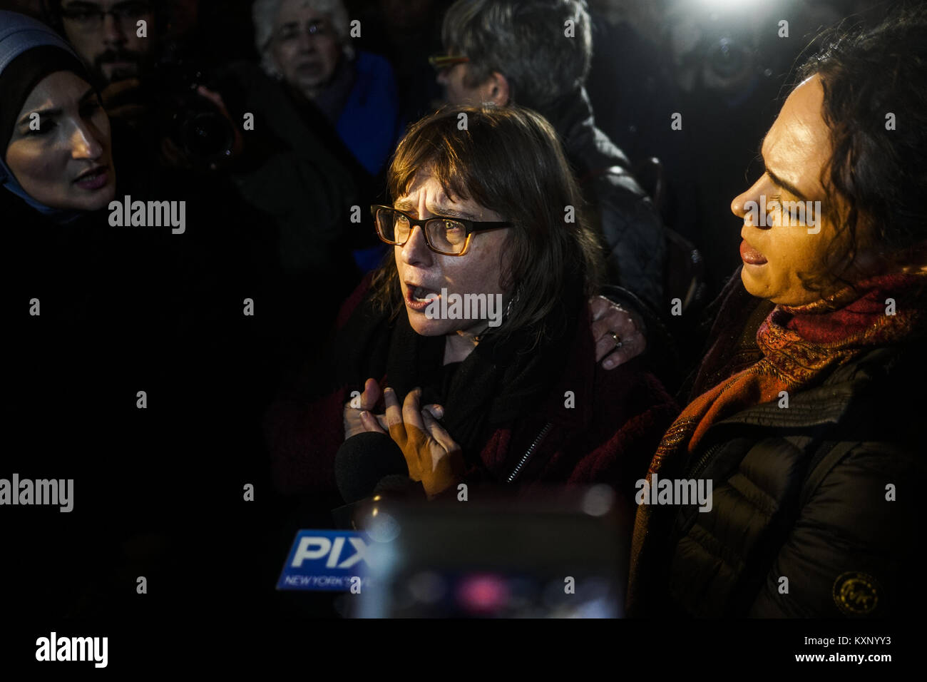 Manhattan, New York, USA. 11th Jan, 2018. Amy Gottlieb, middle, who is ...