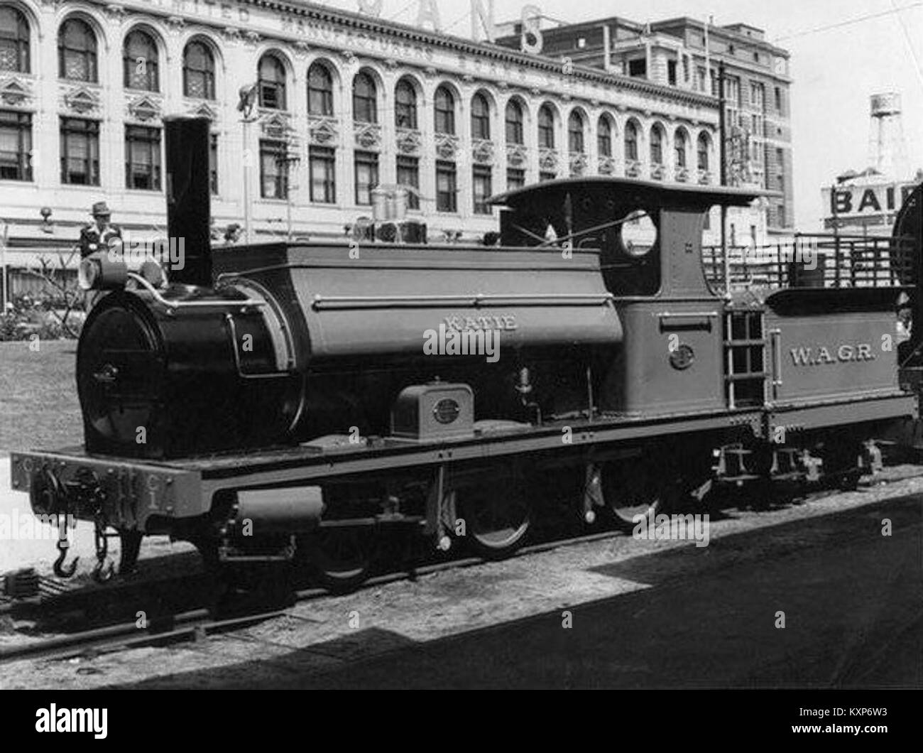 Perth railway station hi-res stock photography and images - Alamy