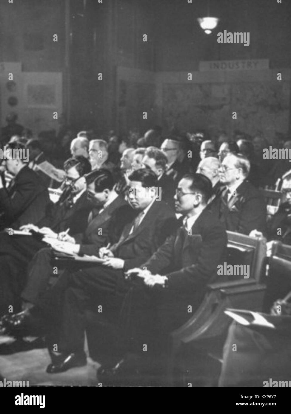 Chinese delegates Chu Hsueh Fan and Kam-Yau Pang at the first World ...