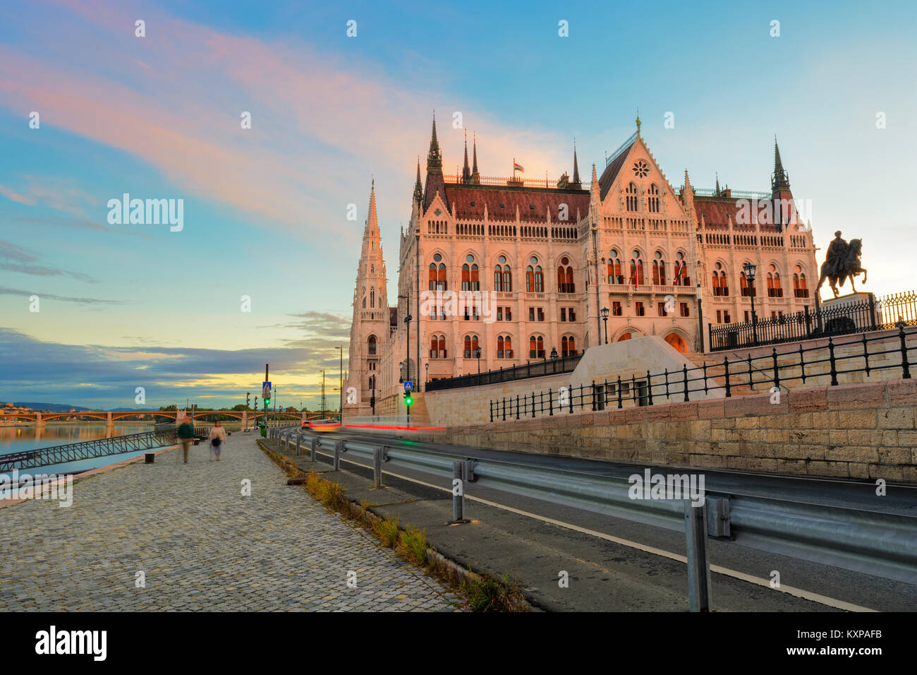 Side view of the building hi-res stock photography and images - Alamy