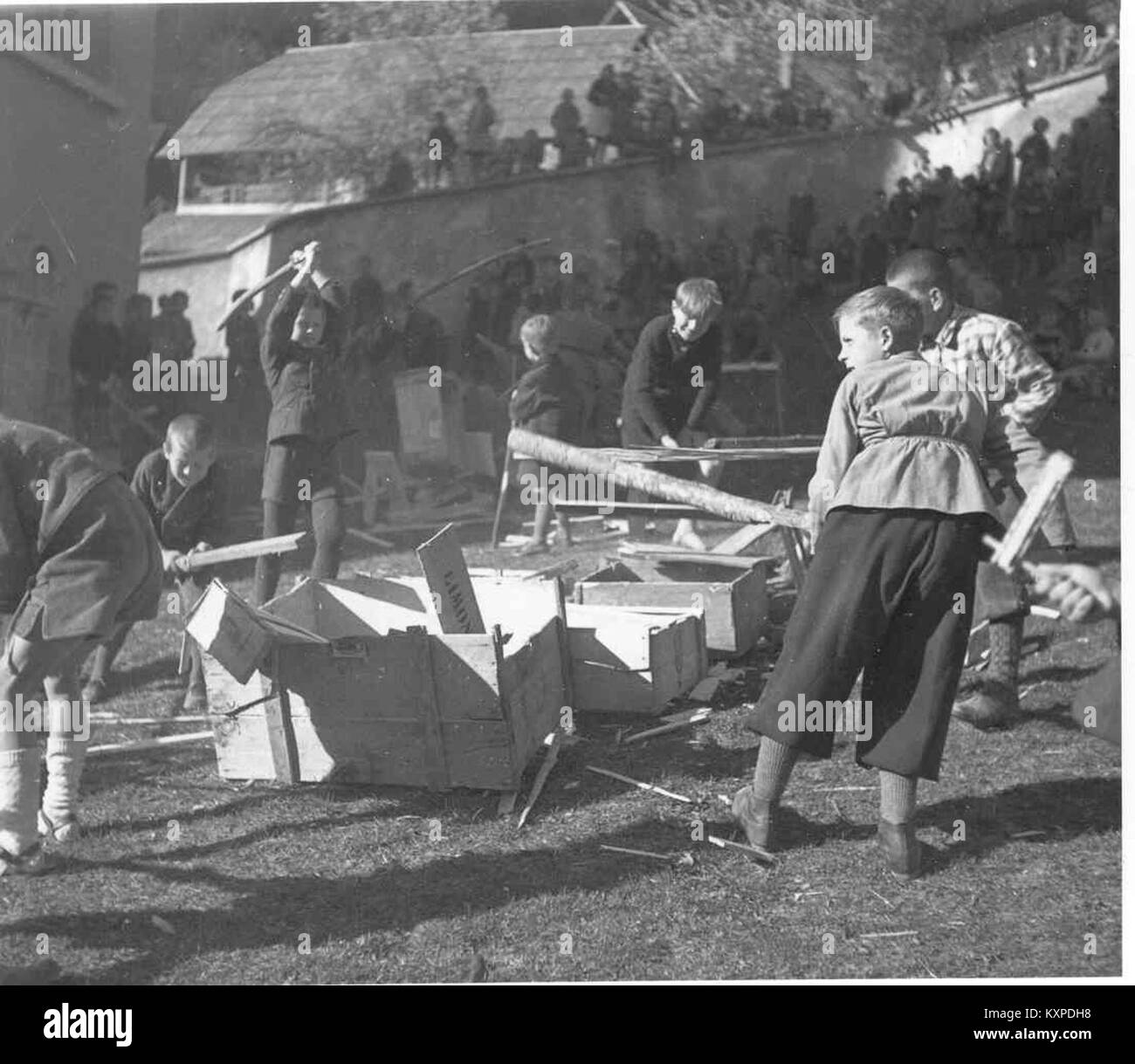 Crates storage Black and White Stock Photos & Images - Alamy