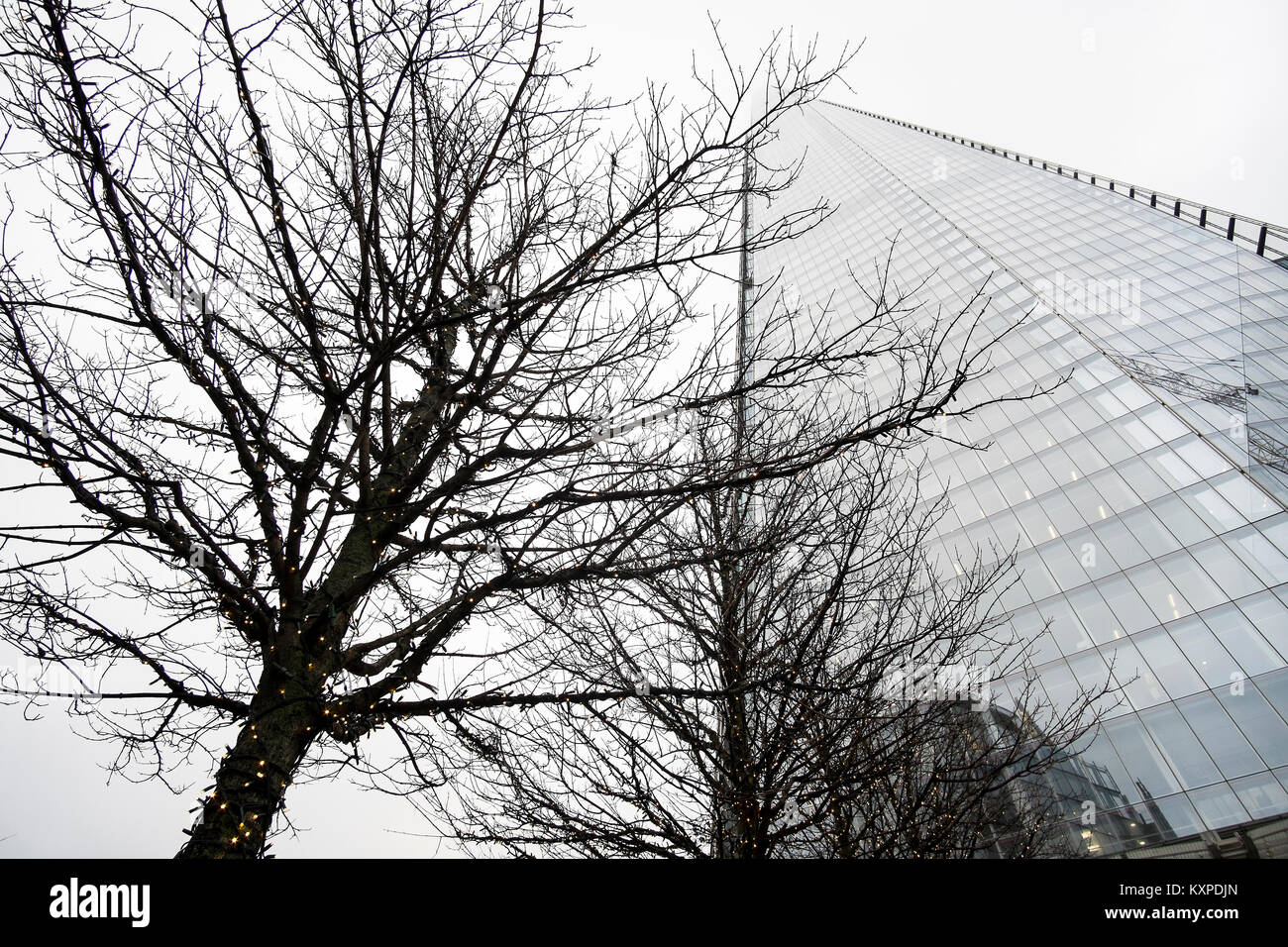 Christmas the shard hi-res stock photography and images - Alamy