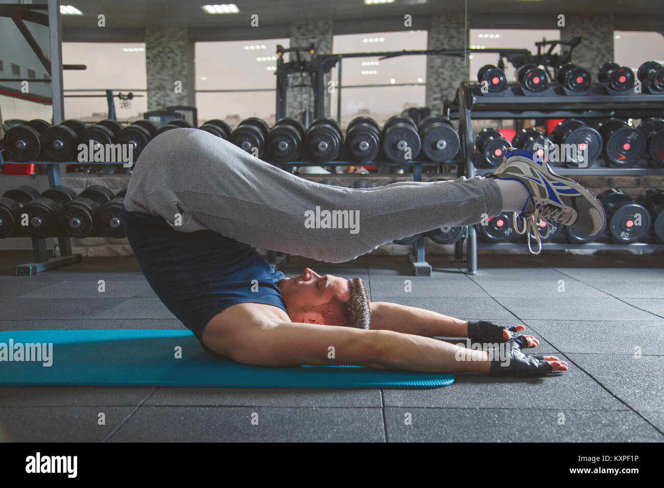 Young couple doing acrobatics hi-res stock photography and images - Alamy