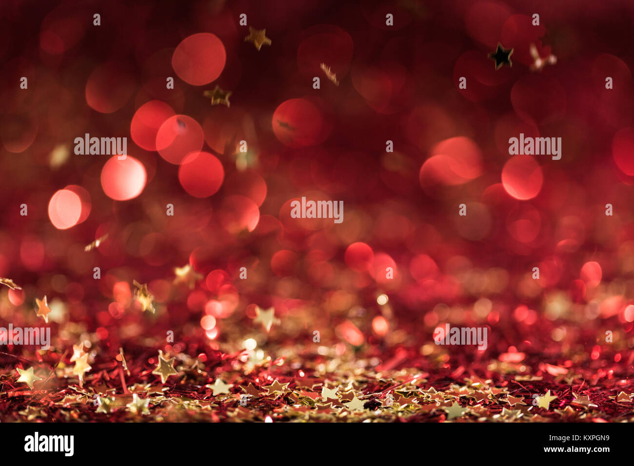 Red falling stars hi-res stock photography and images - Alamy