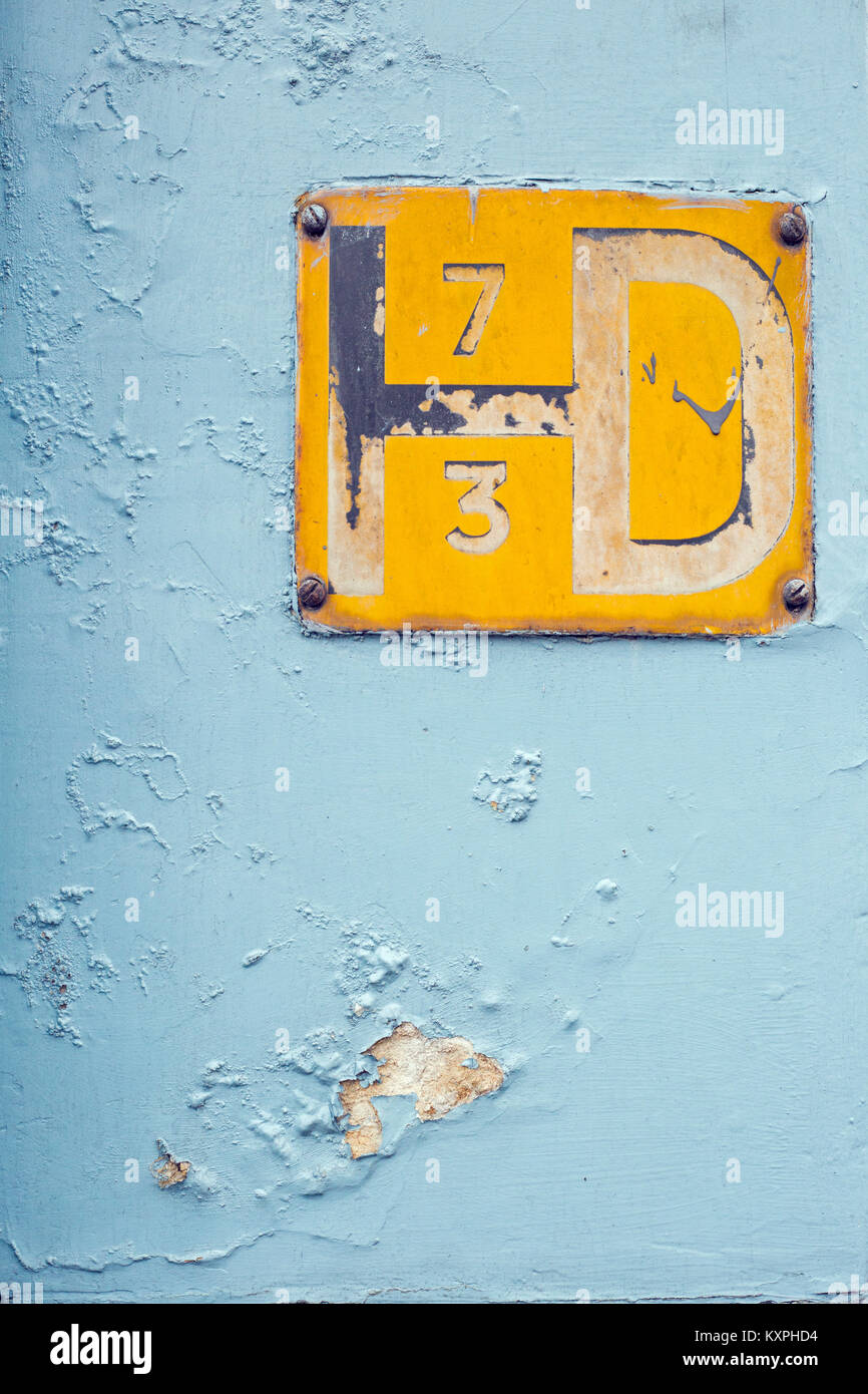 Close shot fire hydrant sign hi-res stock photography and images - Alamy