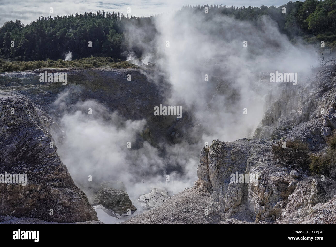 Taupo Eruption Stock Photos & Taupo Eruption Stock Images - Alamy