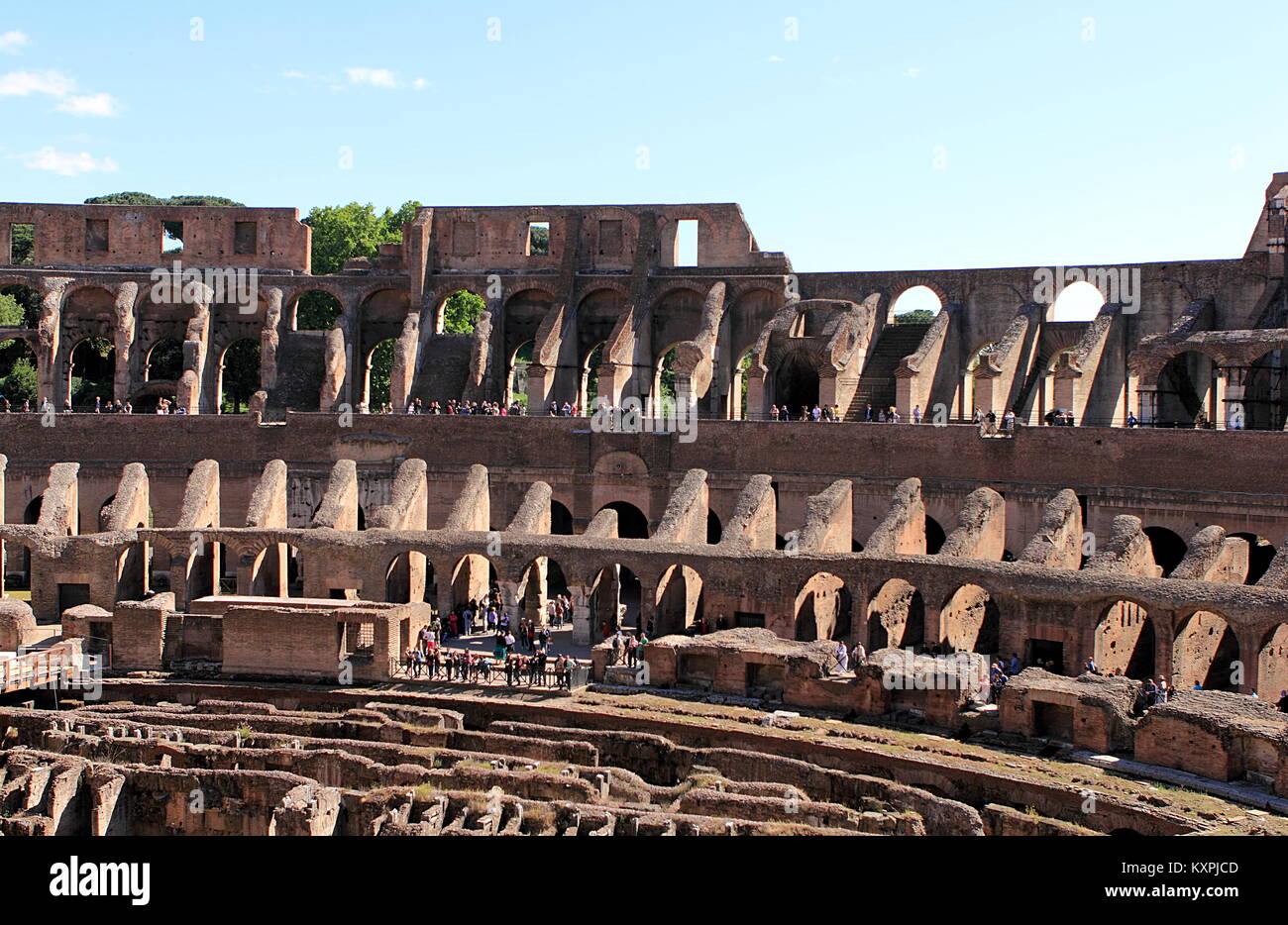 Colosseum amphitheatre in rome hi-res stock photography and images - Alamy