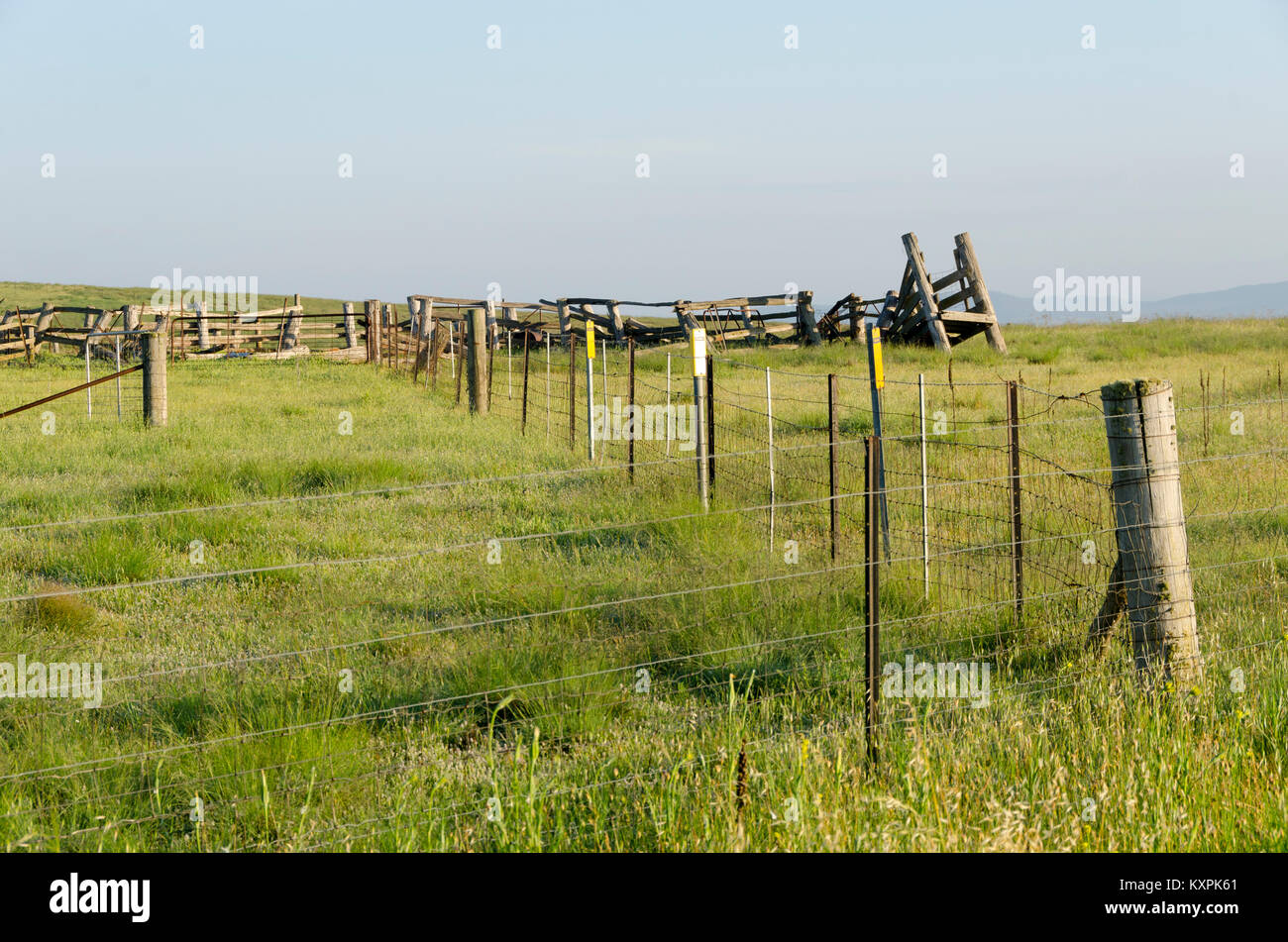 Loading yard hi-res stock photography and images - Alamy