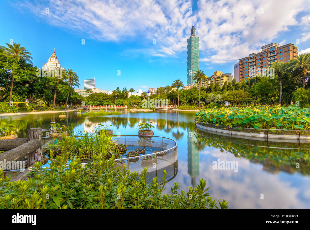 101 building hi-res stock photography and images - Alamy